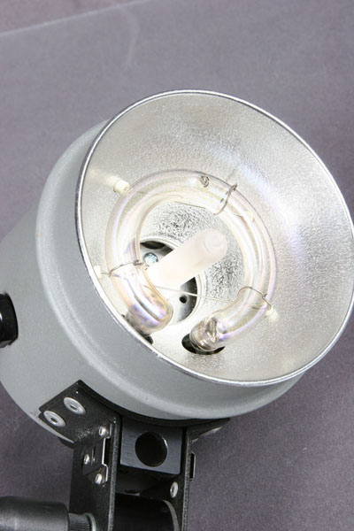 FS: Dyna-Lite M1000x pack + 3 -2040 heads - FM Forums